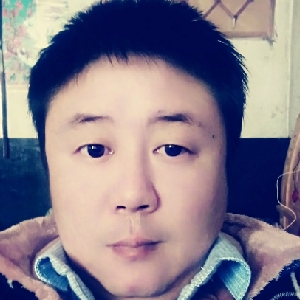 秦嬴臻 