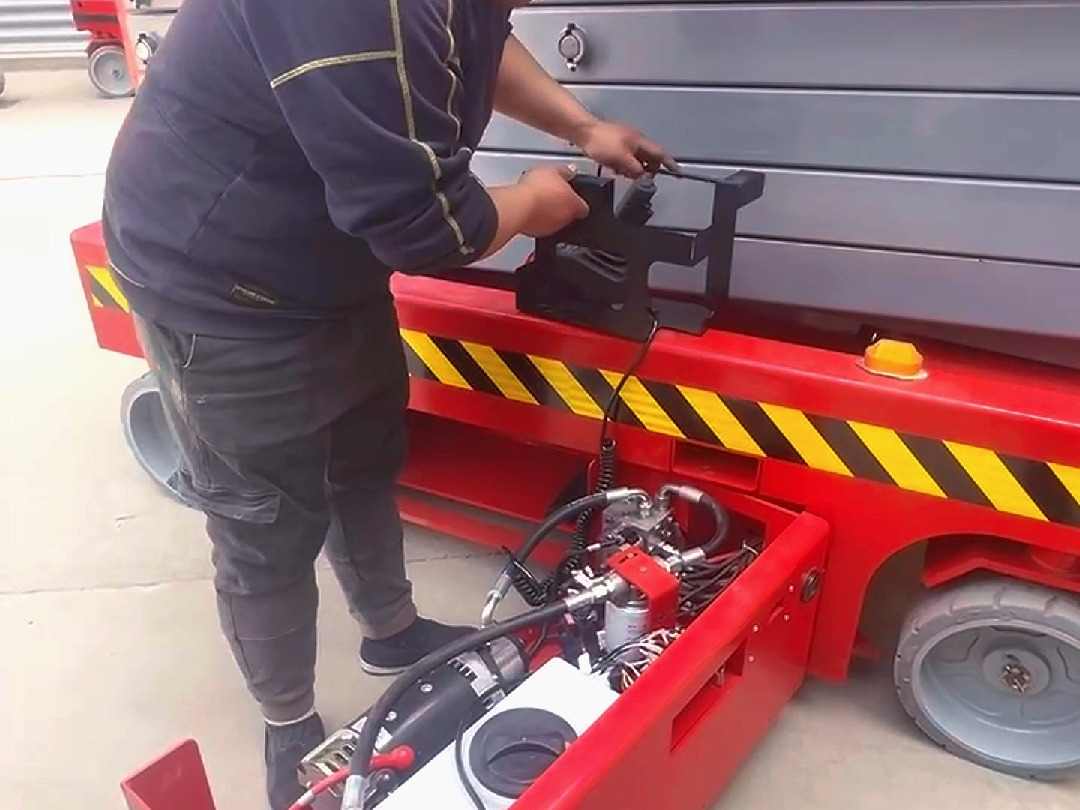 10米升降机登高梯遥控剪刀车 液压电动高空作业车