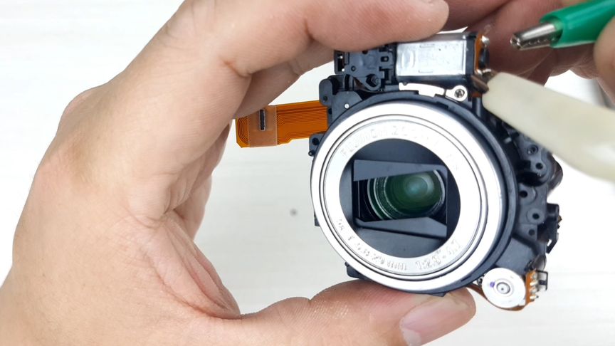 拆解相机镜头模组,了解它的成像原理和内部的机械构造