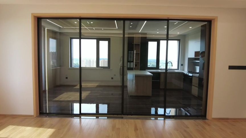 #交换空间装饰 四联动隐形推拉门,不仔细看还以为只是个门框呢!