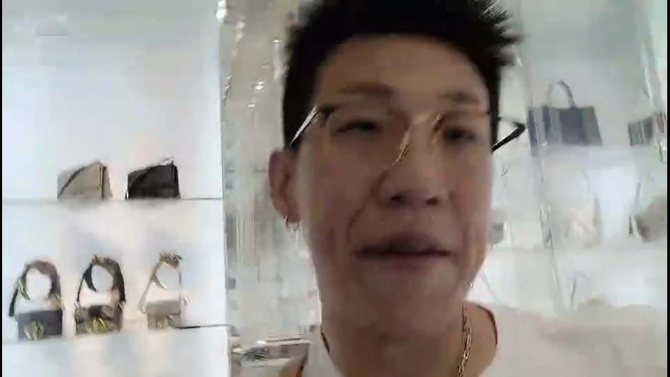 在石250:普及各大奢侈品价格 LV DIOR 爱马仕 …(抖音老白不喝酒)