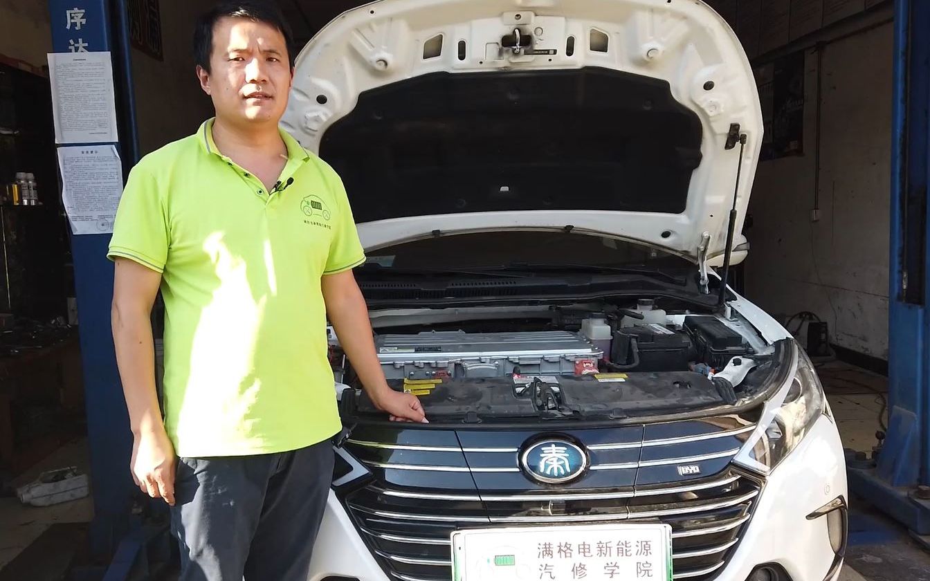 比亚迪BYD秦新能源汽车无法快充故障,四合一高压电控IGBT实战维修