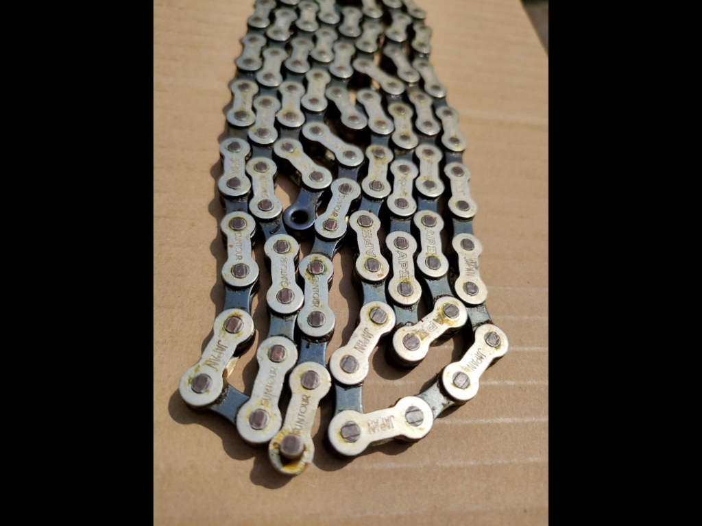 经典的sun tour轮组为大名时代三角洲陆地巡洋舰,钢架车配备