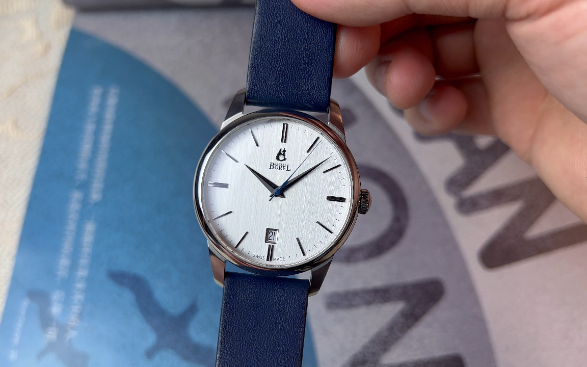 依波路都市系列机械腕表