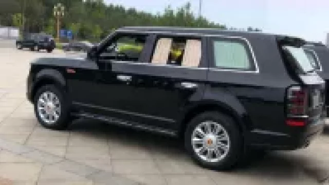 红旗最霸气的车来了!新SUV车头“9龙盘绕”,买路虎揽胜不如选它