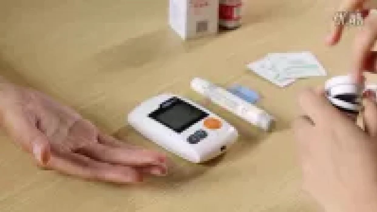 可孚逸骊血糖仪使用视频
