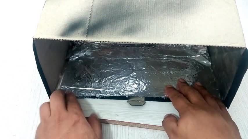 DIY一个装饮料纸箱,经过简单设计,成为一个漂亮的灯笼