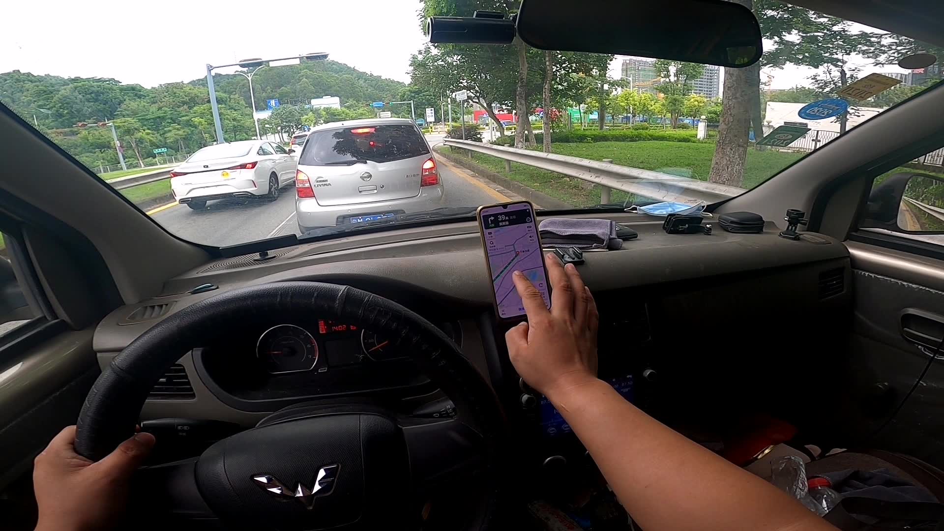 五菱原声驾驶记录,用了小团团的导航语音包,开车再也不困了