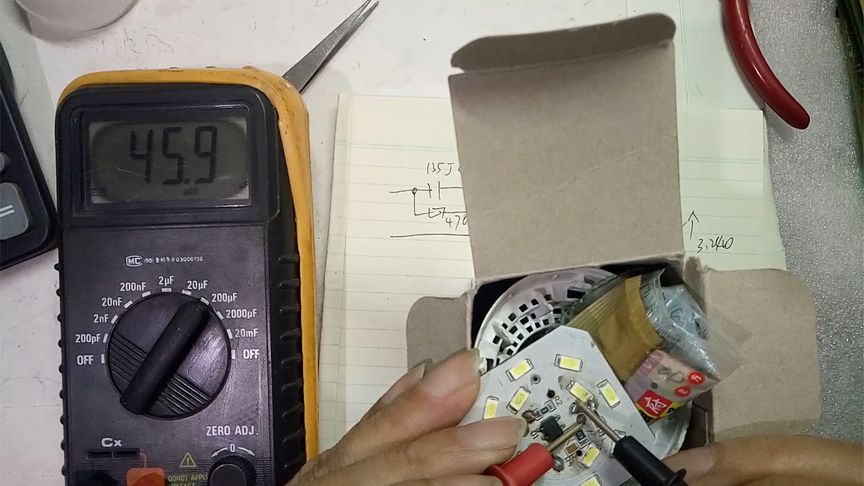 LED节能灯如何判断是否虚标功率?以及简单的修理方法