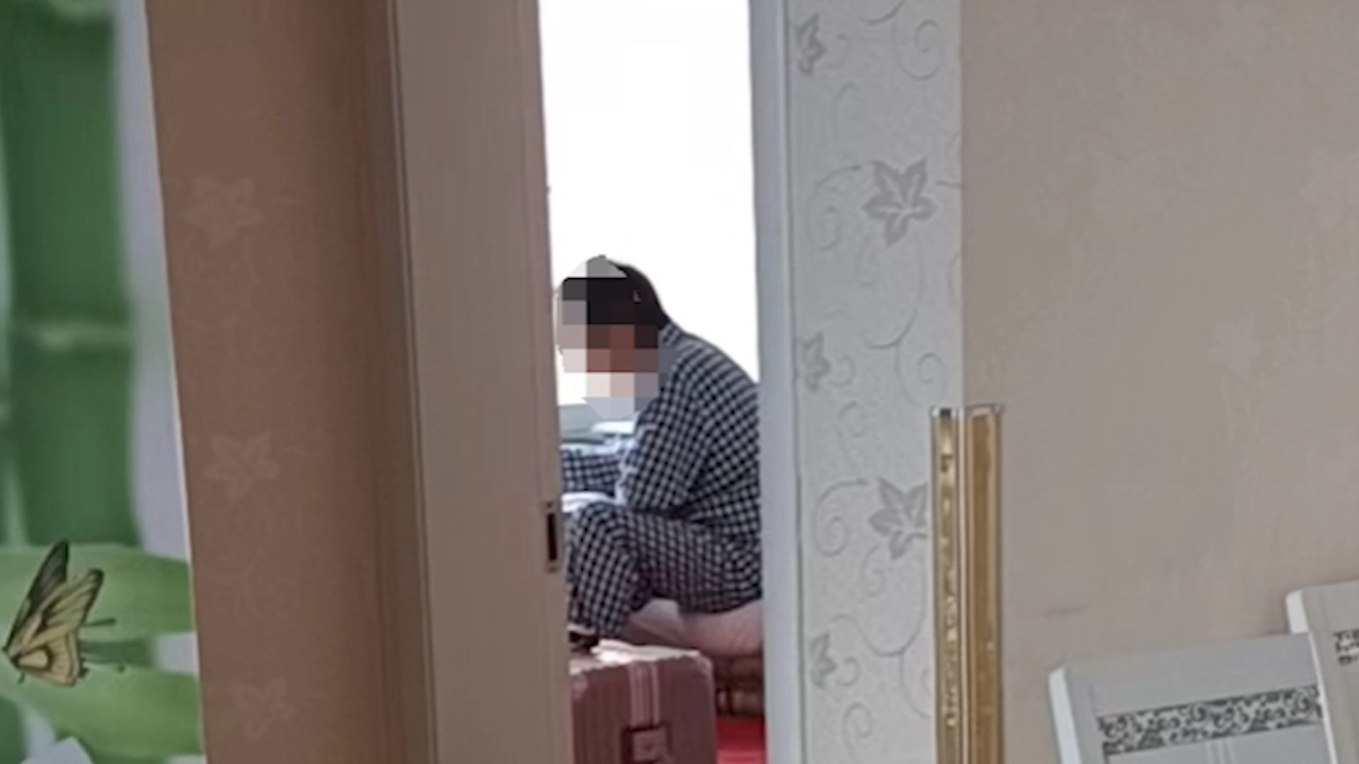 高校通报美院原院长与研究生发生不正当关系:当事人党纪政务处分