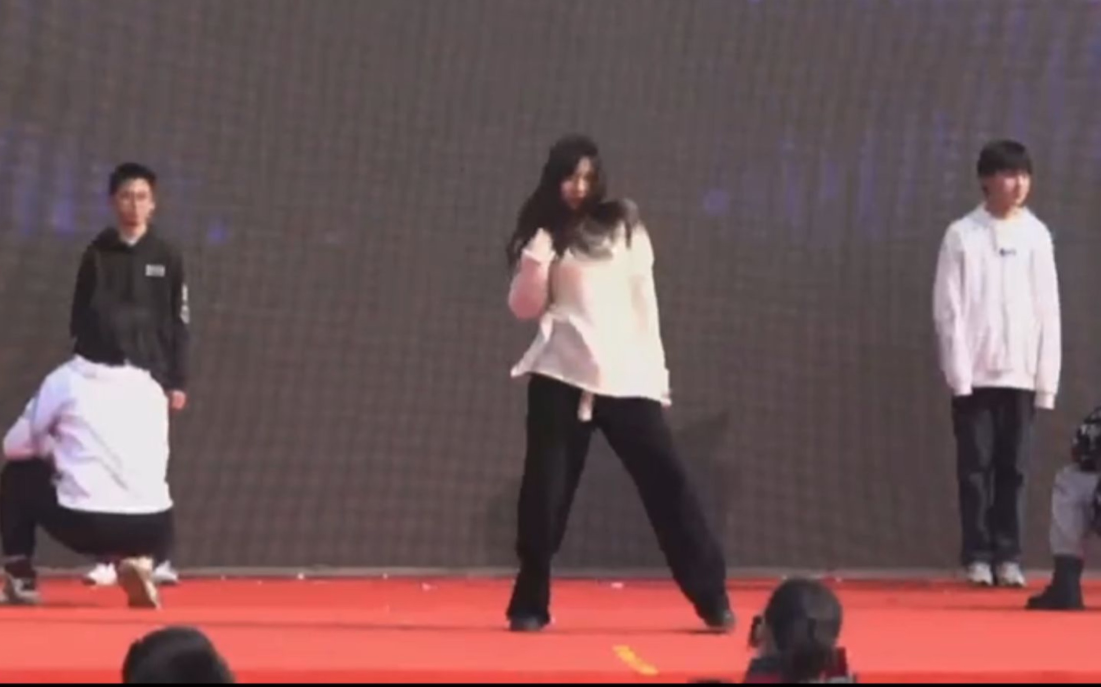 初中生可以演出什么水平的节目?