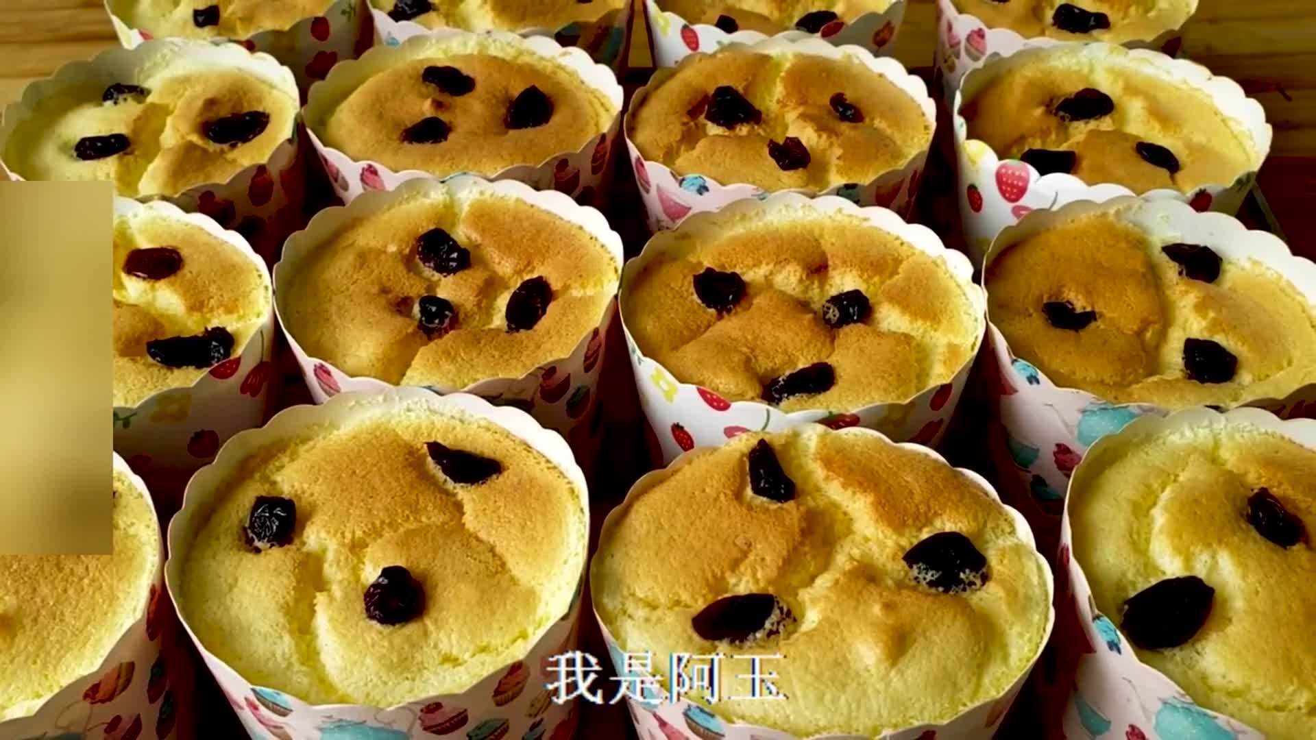 爱吃蛋糕就这么做,食材简单易操作,蓬松柔软不塌陷