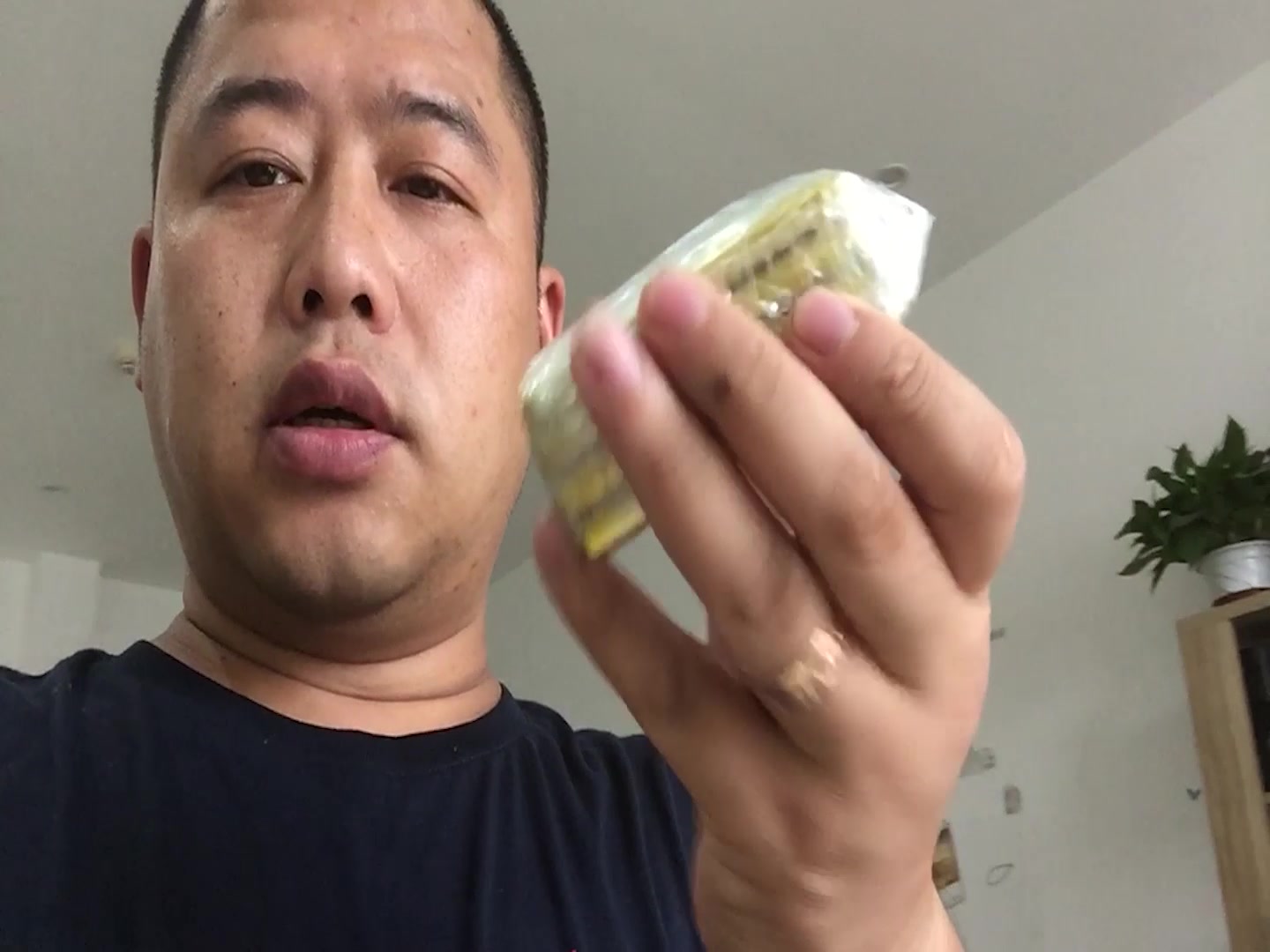 搞飞机的曹大娃 大疆精灵4电芯更换(粉丝到1000 公布解锁方法)