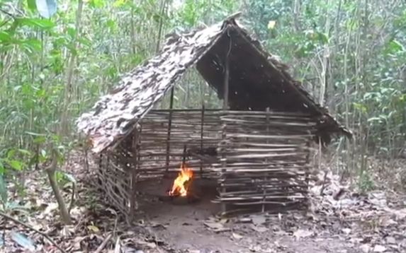 我的世界真人版【01】篱笆和涂抹小屋