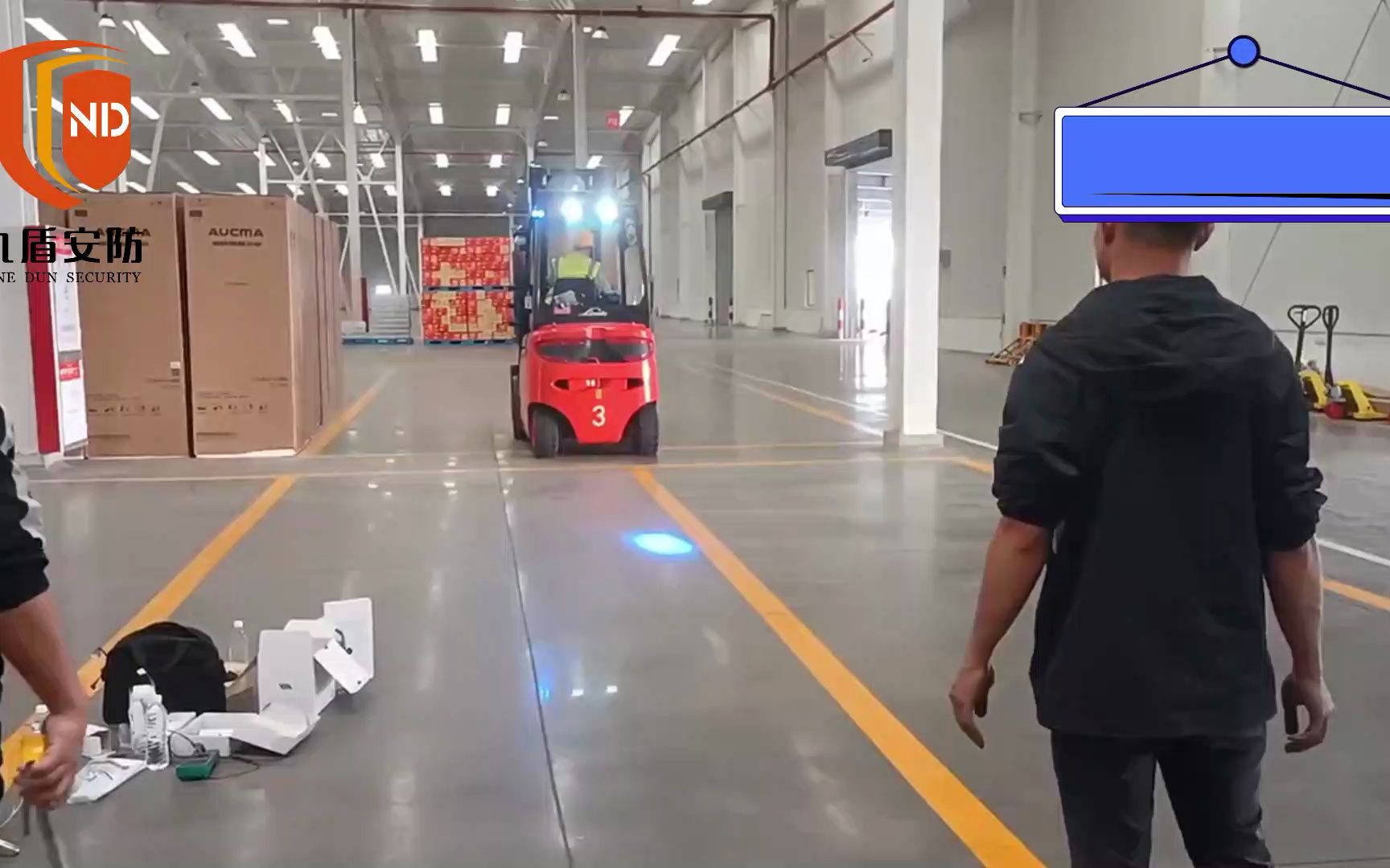 叉车AI防撞系统安装测试实拍 九盾安防叉车安全管家