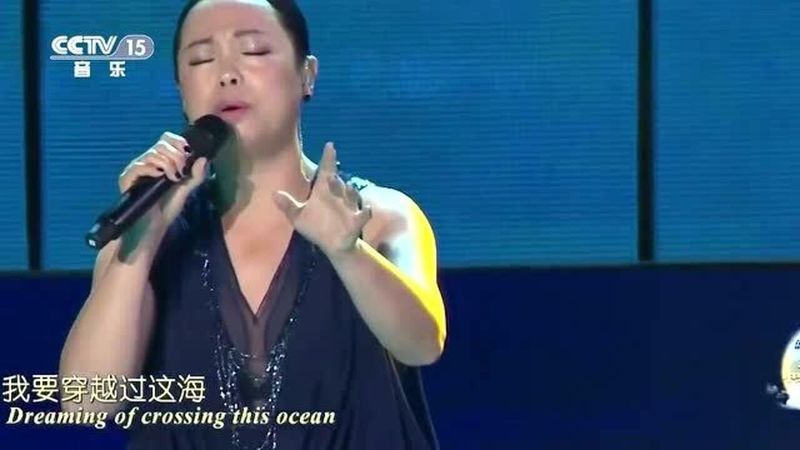 黄绮珊这首歌听得起鸡皮疙瘩,一开口就享受,这才是实力歌手