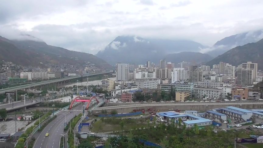发展中的甘肃陇南市实拍,一二三线城市人勿喷!