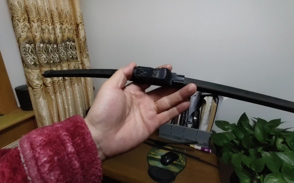7.5元换11款一汽大众速腾雨刷胶条!便宜好用,但要注意方法顺序。