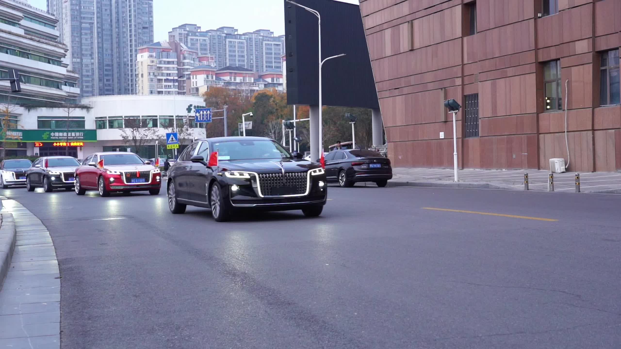 “这是不是宣传片,这是各位的预告片”#红旗 #红旗h9