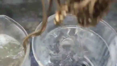 化学应用技术,能把不鲜艳的金属变成金,不得不称赞牛人的智慧!