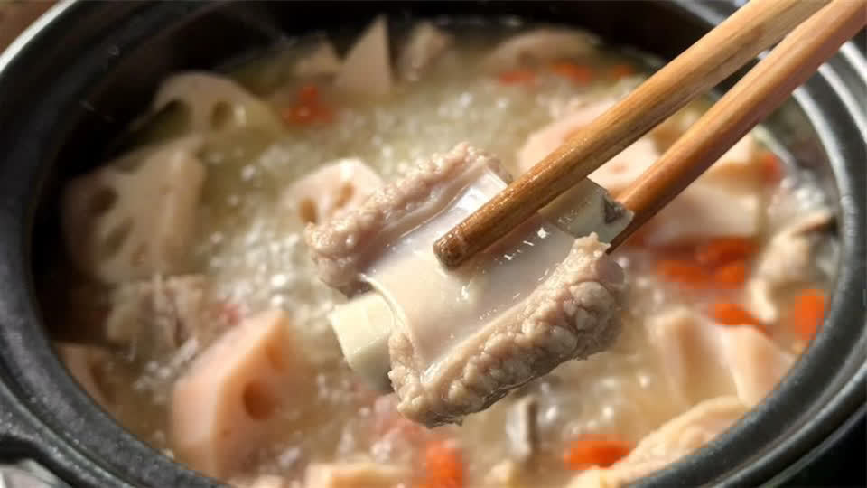 正宗莲藕排骨汤做法,从选材到制作全过程,毫无保留告诉你