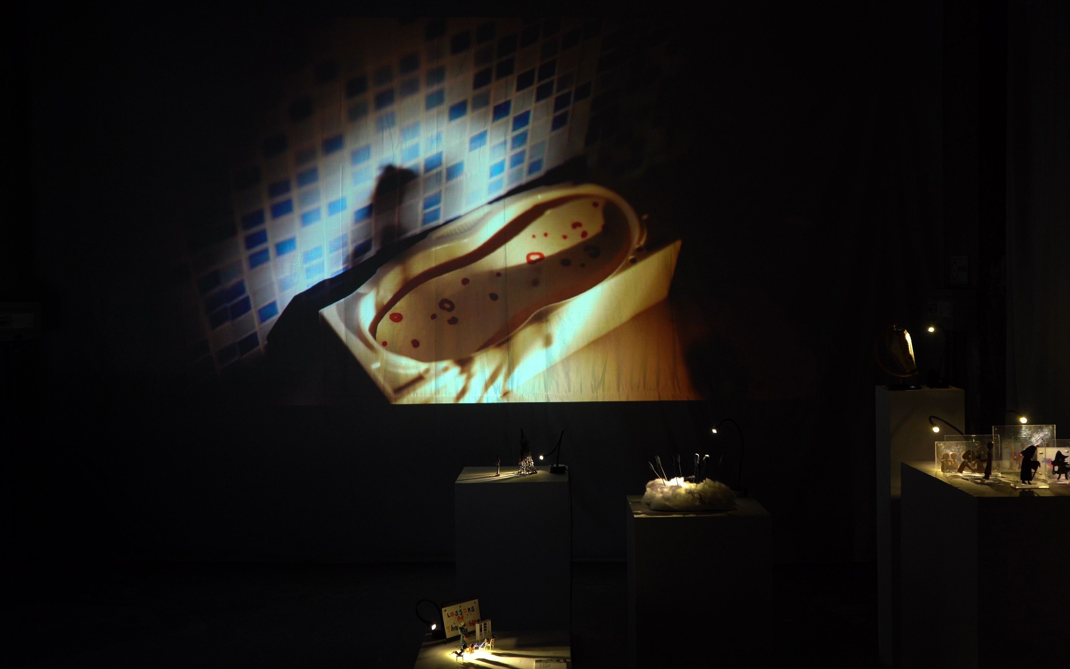 【青艺周】2021年中国美术学院毕业作品《r =a( 1 - sin θ)》 |定格动画