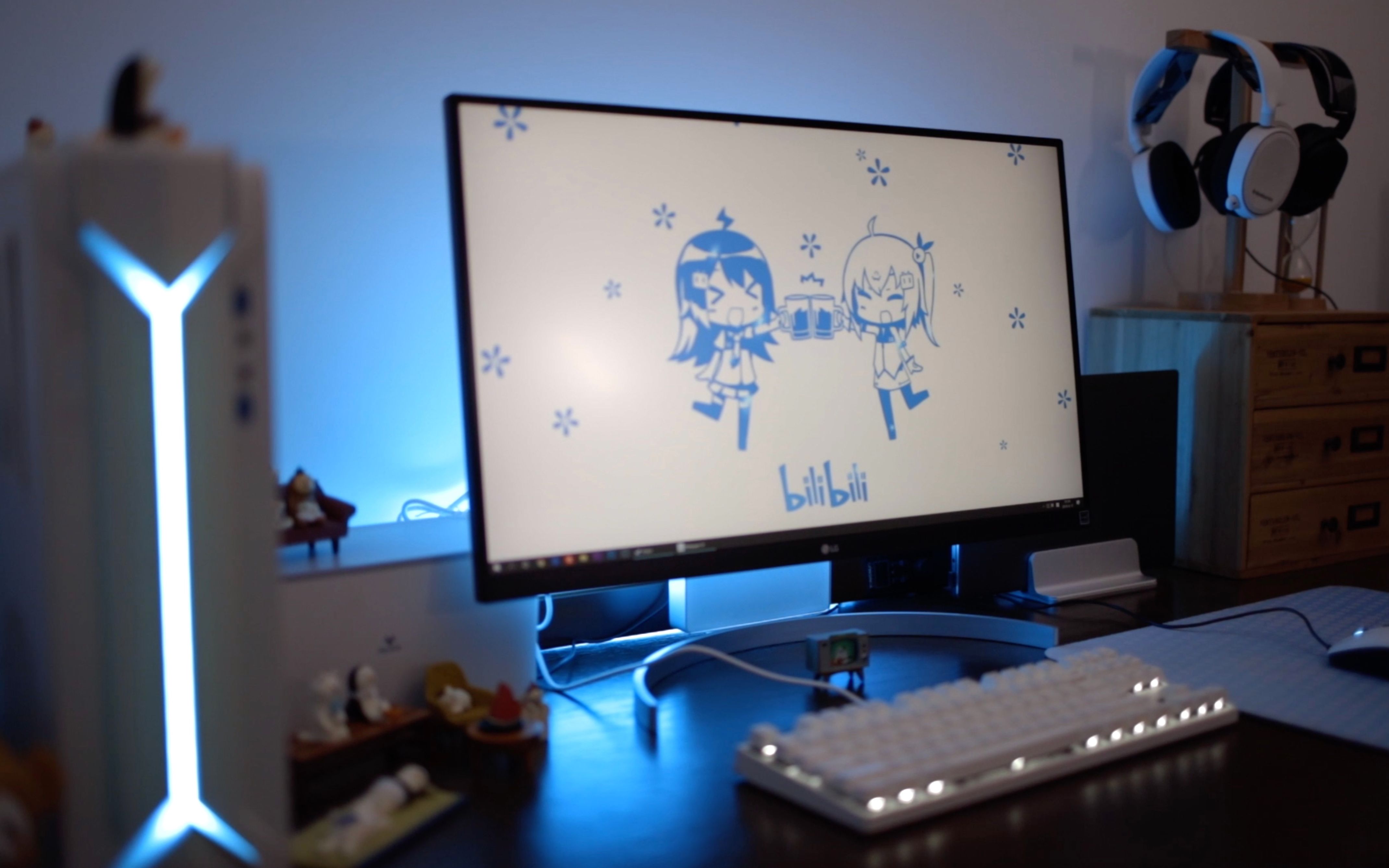 [蓝白主题]单主机5900元ITX小机箱装机,小乌鸦3白色+i7 7700+b250i+...