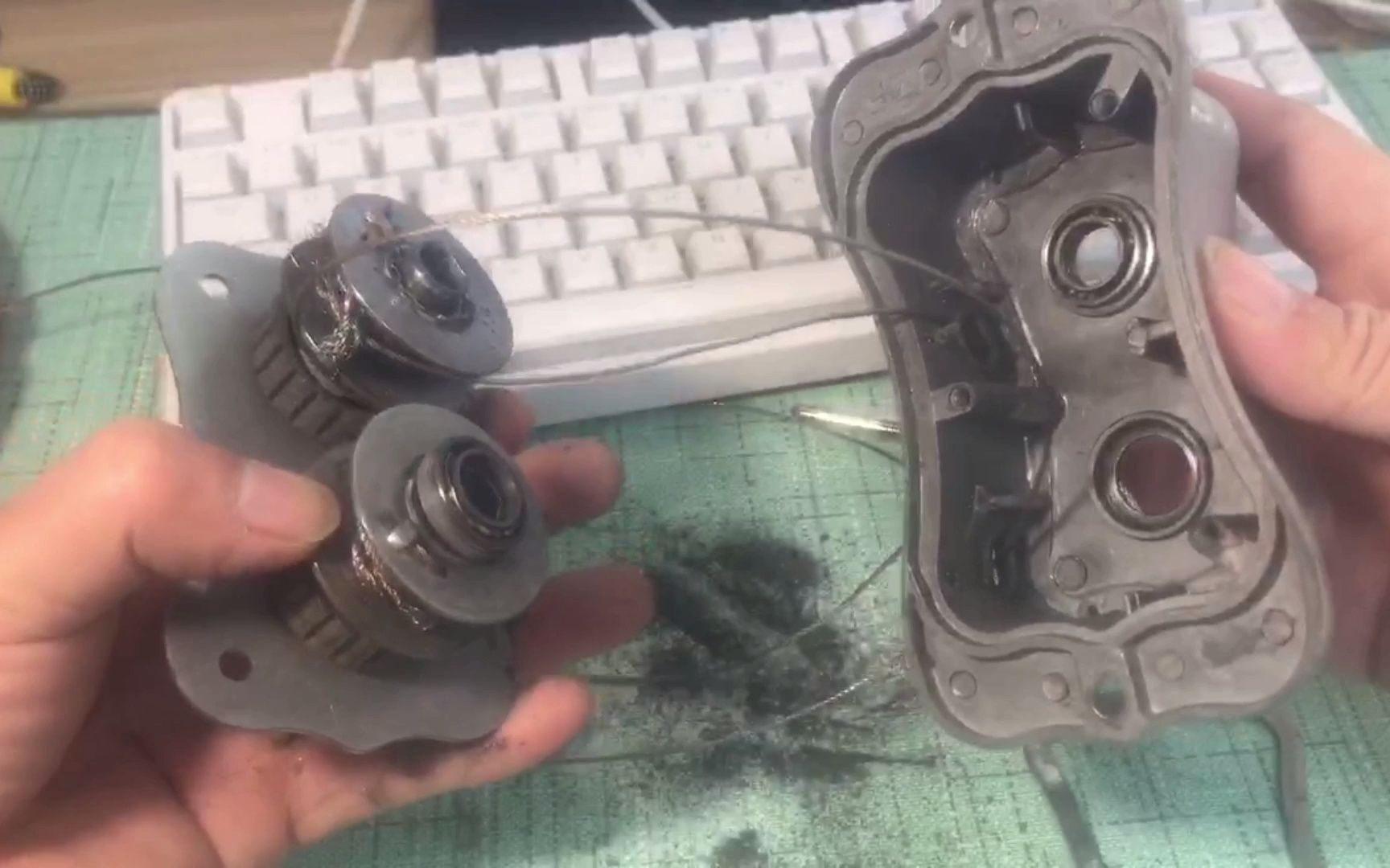 拆解晾衣架手摇控制器 维修晾衣架控制器 强大的杨哥第一次失败