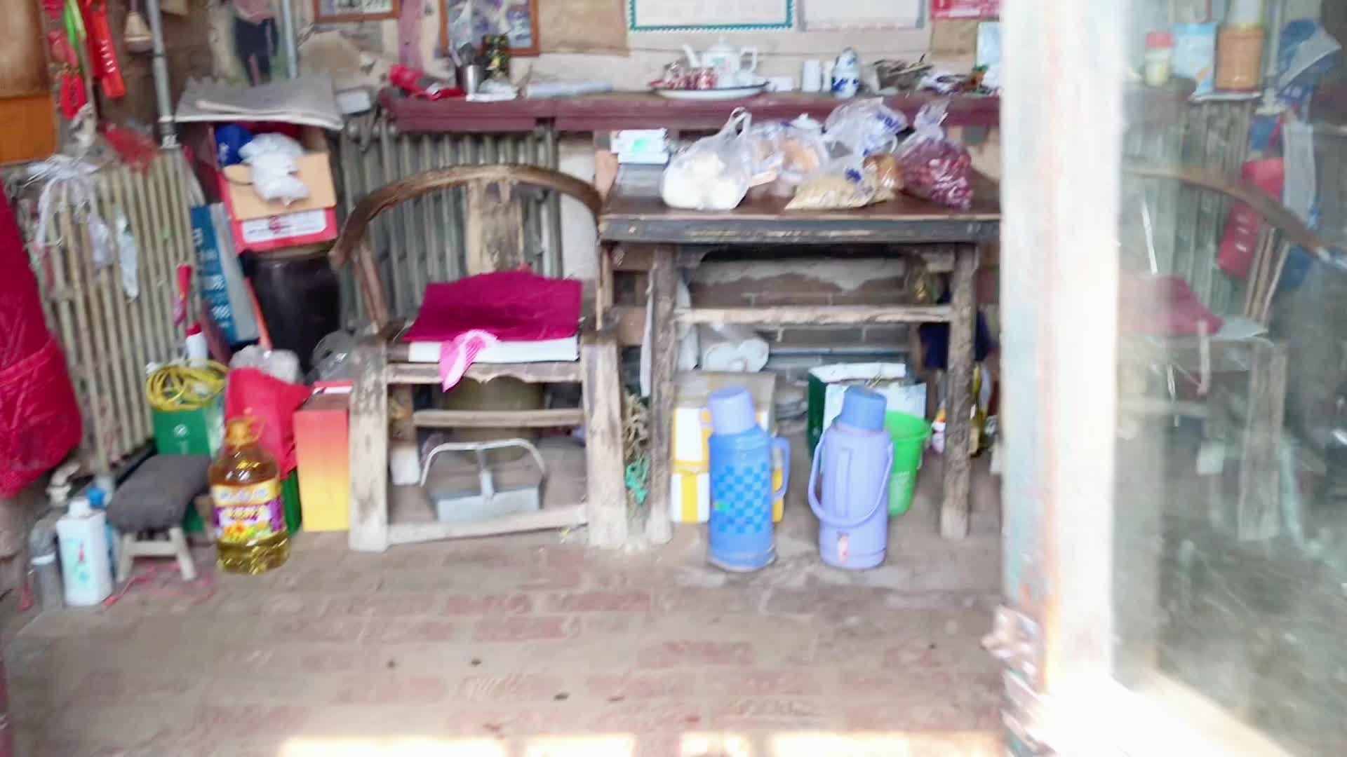 在农村,老人一个月100元够花吗?看看这位四世同堂的老人怎么说 #...