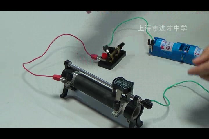 用DIS测通电螺线管的磁感应强度