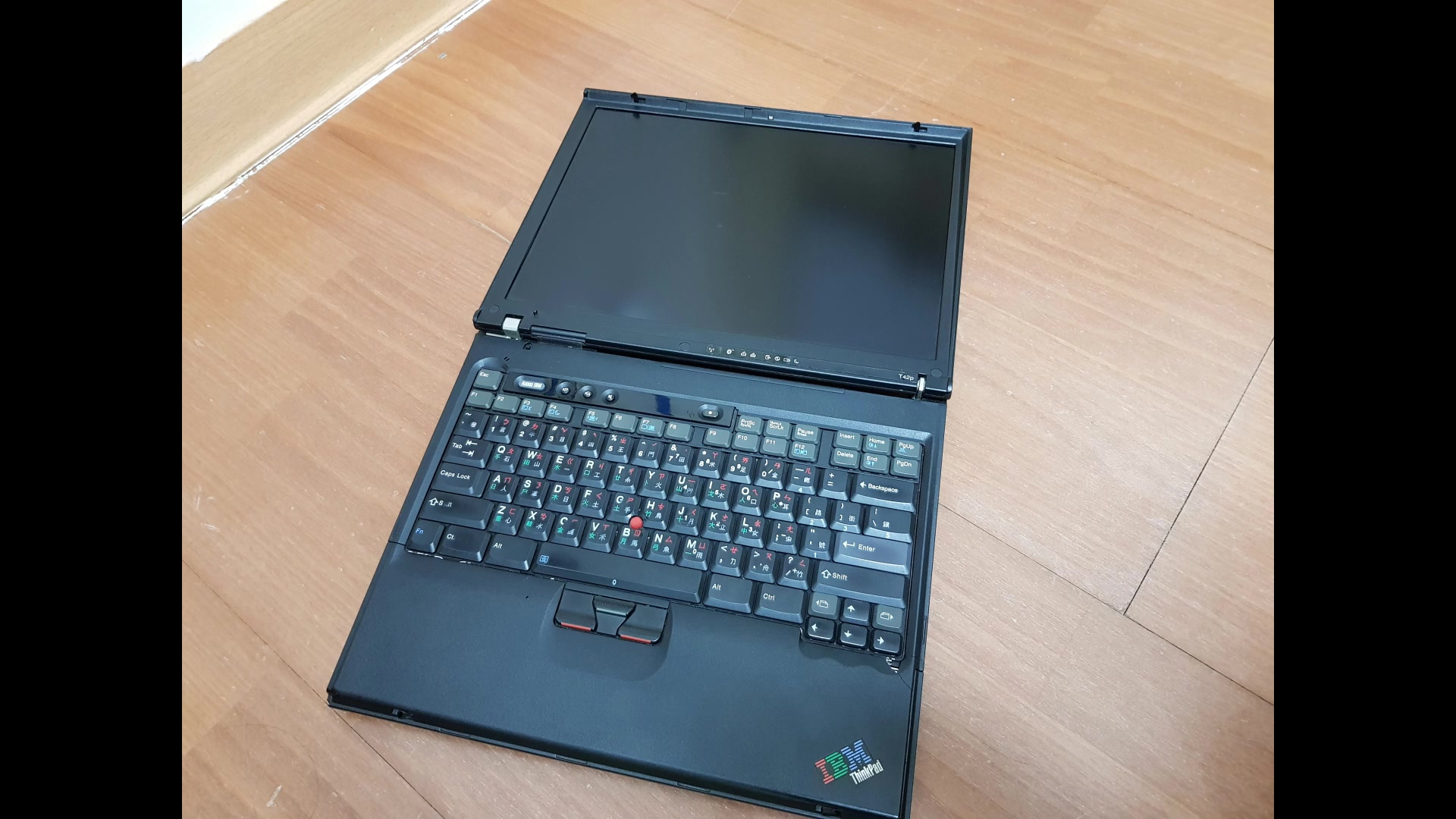 [#1]我如何爱上这款2004年的旗舰级老笔电 IBM ThinkPad T42p