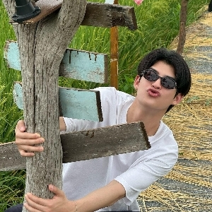 馬鹿同然 