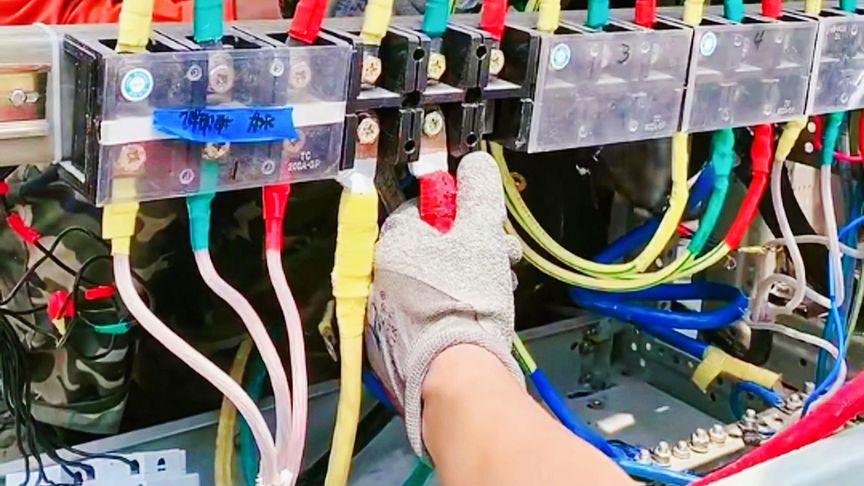 电工知识:交流接触器,电机,热继电器怎么搭配?是电工一学就会