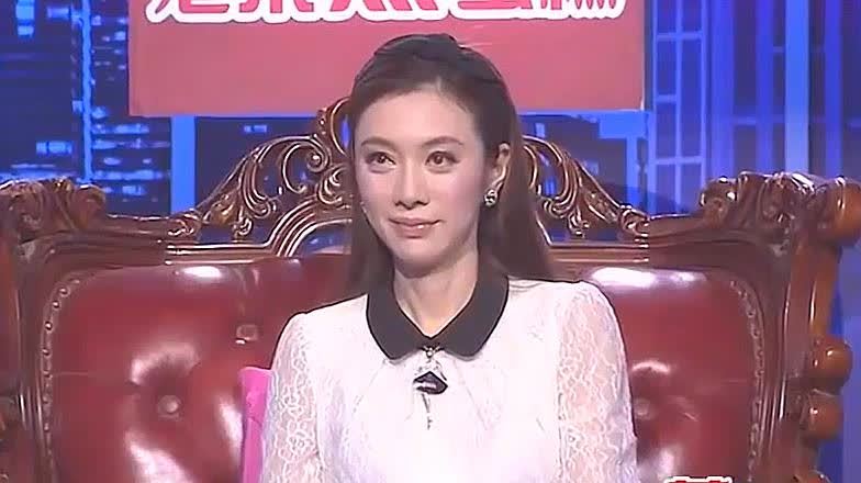 大姐上台求职,却只做一页PPT,老板.