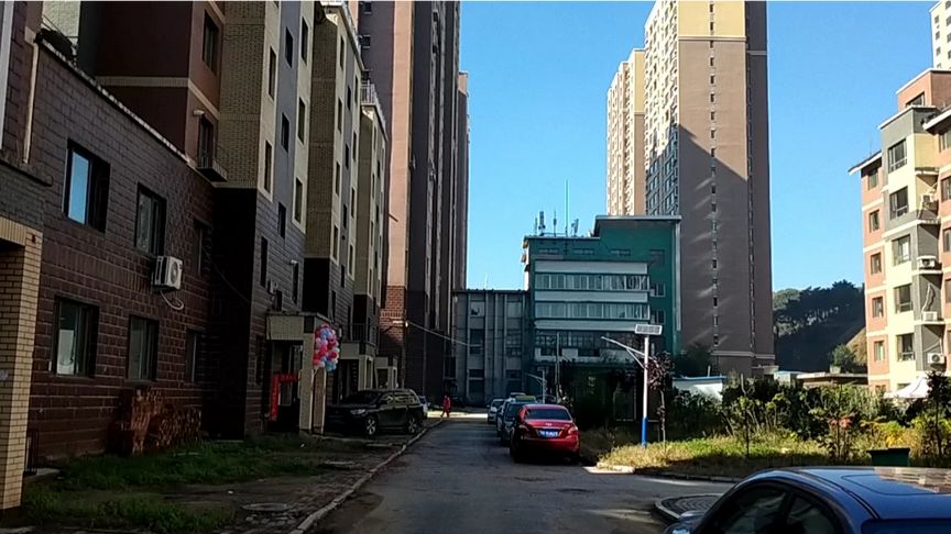 百姓买房不容易,这样的工程怎算交工?