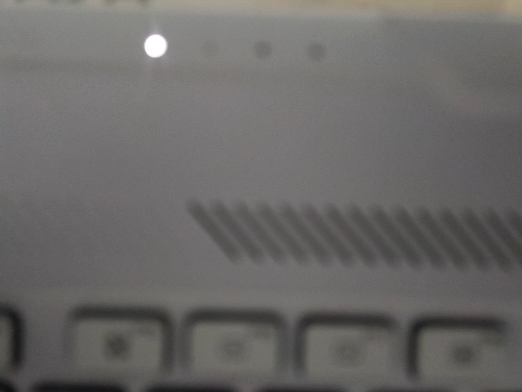 兄弟们,刚买的华硕天选二一直有这种滋滋的电流声是咋回事呀