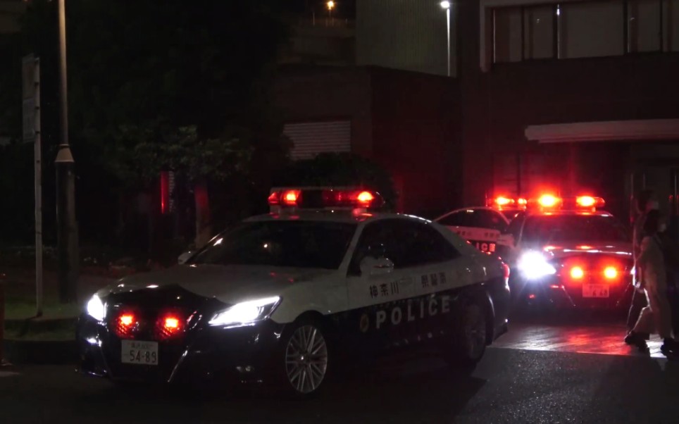 ...县警察 交通机动队等部门执行湾岸大黑PA现场封闭(2023年6月18日)