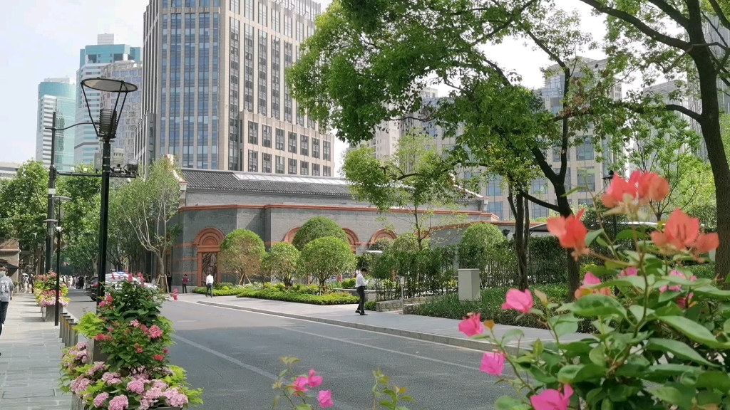 千秋伟业•百年恰是风华正茂——中国共产党第一次全国代表大会会址...