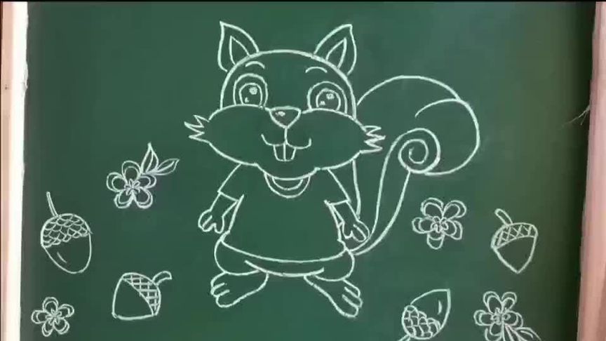 松鼠简笔画,身手敏捷,聪明伶俐的小松鼠,来学习一下怎么画吧