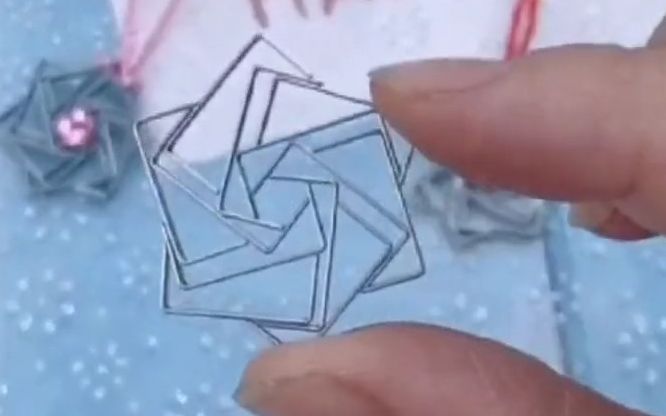 订书针竟然可以这样玩,做个六芒星,简直太有心意了,快艾特你有手的