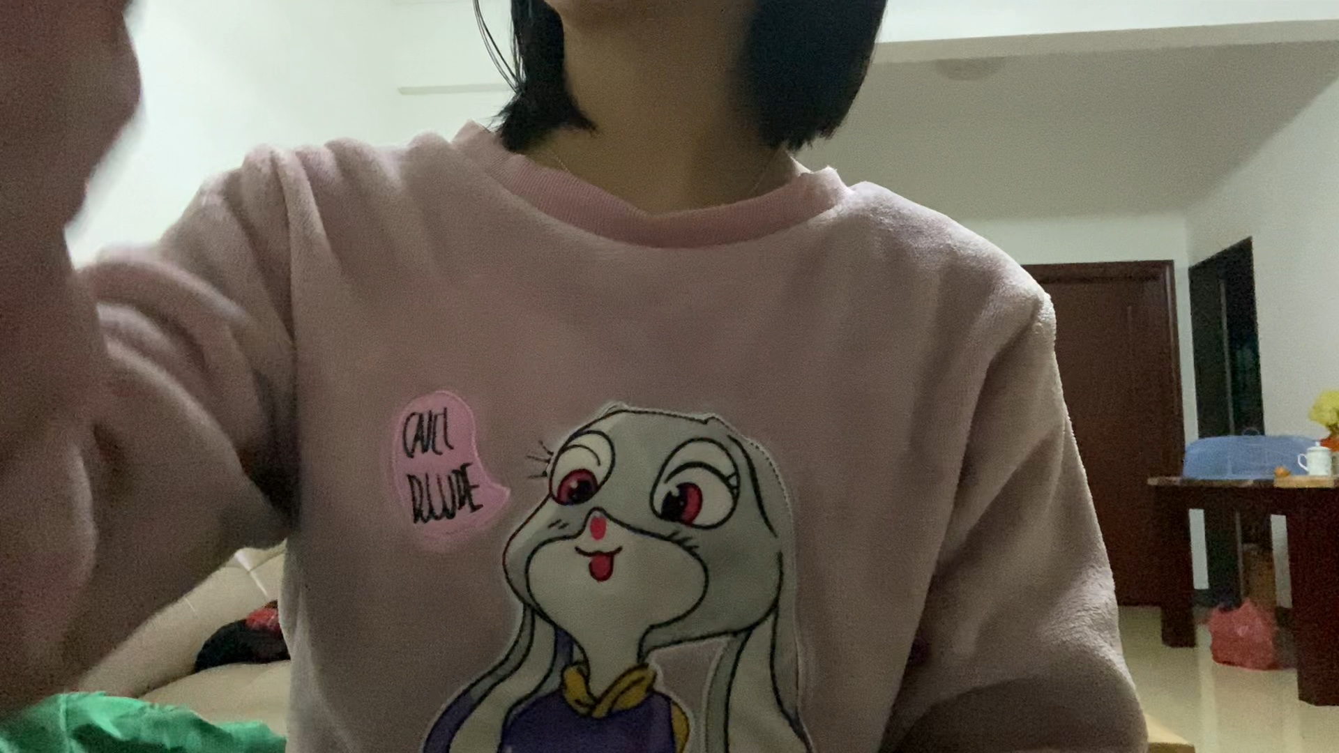 ...方法可以传输视频图片到电脑[保卫萝卜_哭哭](微信压画质,QQ上传到...