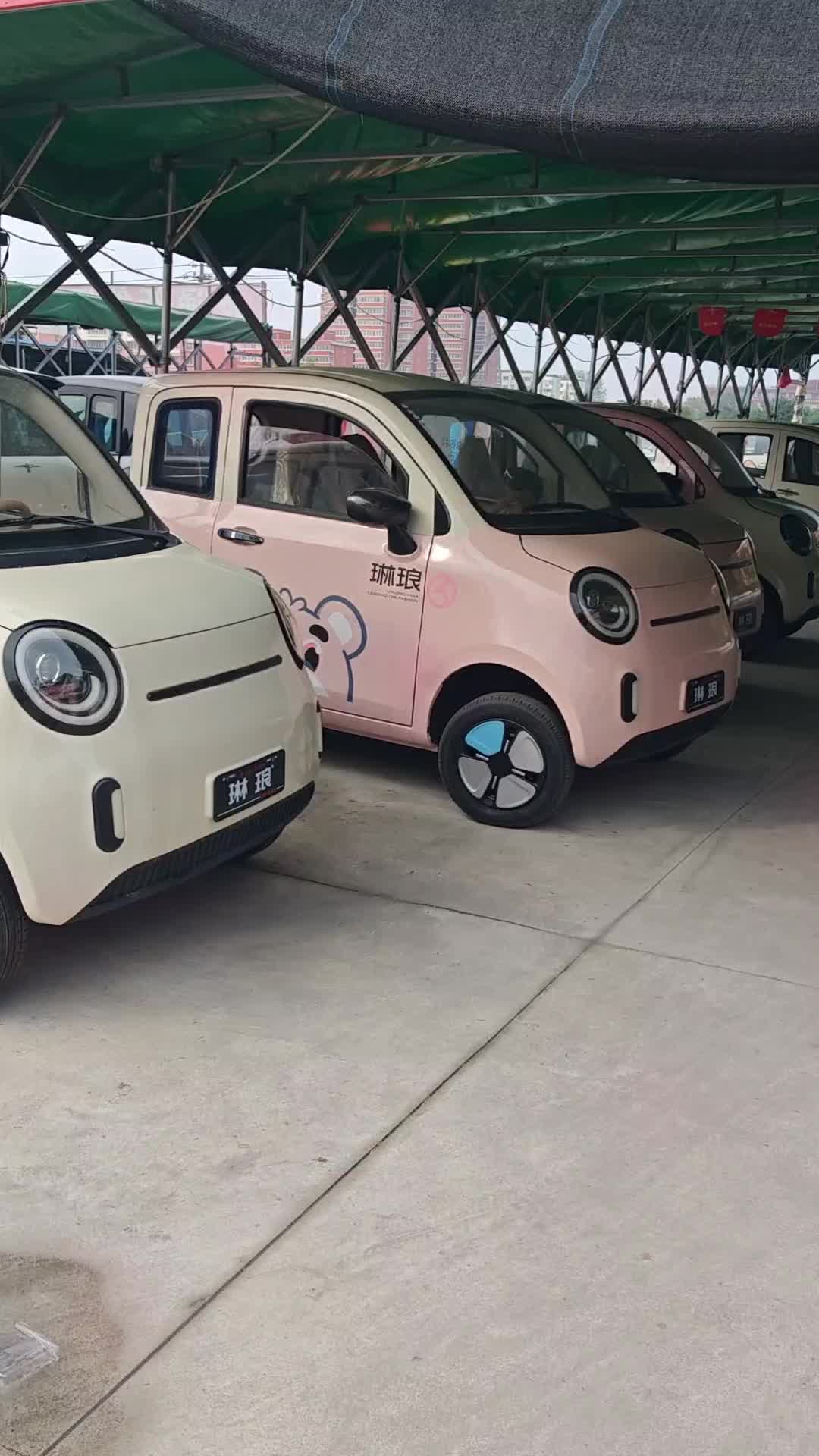 全新车全新电池只要几千块钱,城市代步电动汽车,爱玛520二手电动四轮...