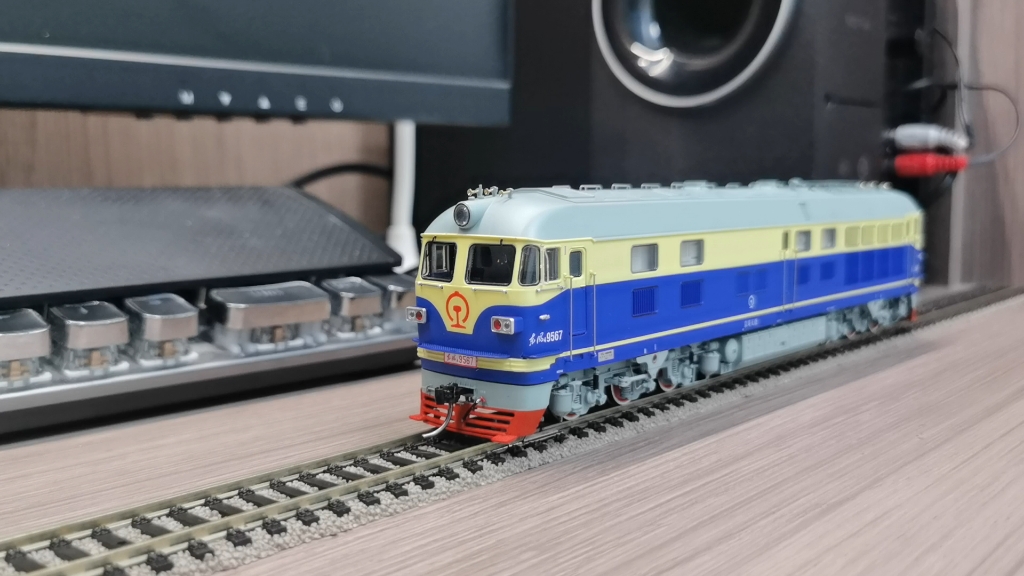 【火车模型】55 sinomodel 月亮东风4B 京局天段 9567加装OK数码...