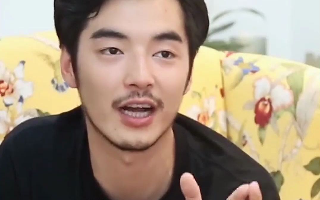 金世佳采访太有个性了哈哈哈哈!简直是人间真实.