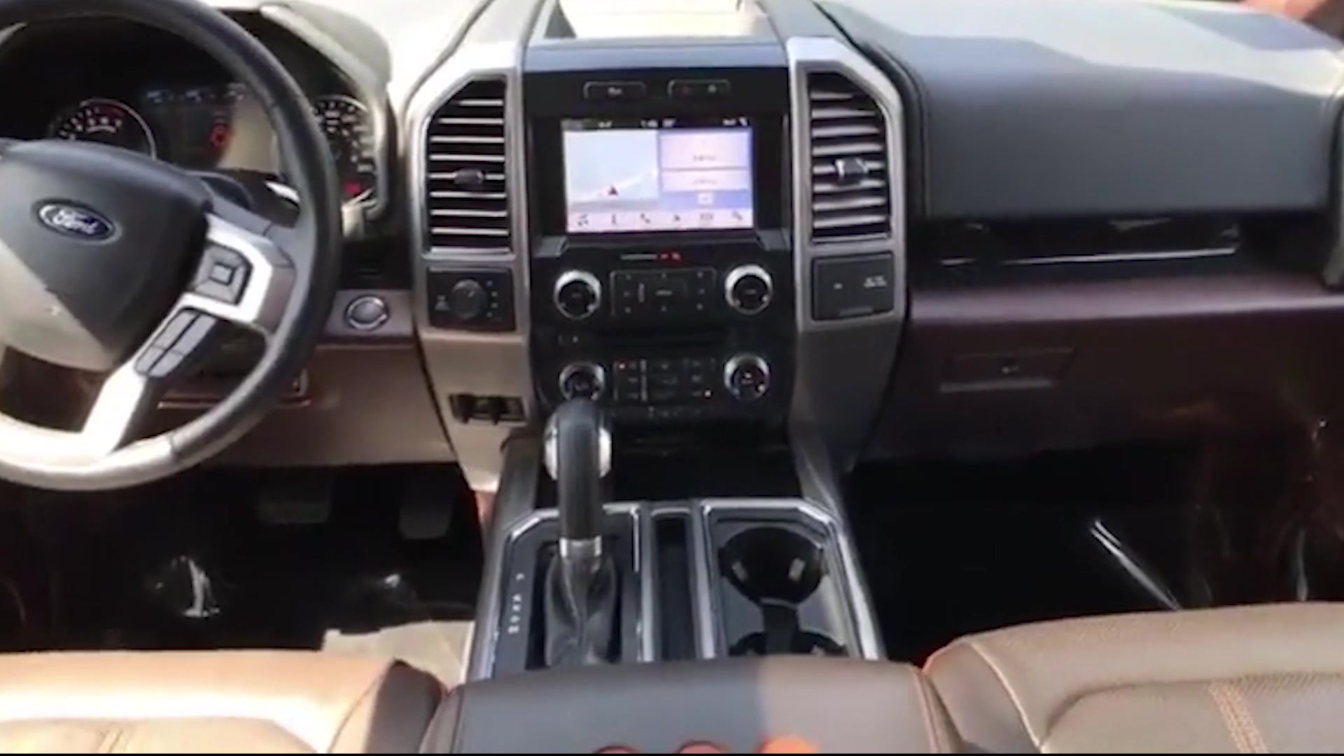 福特猛禽f150改装,合正升级车厢变身七座版