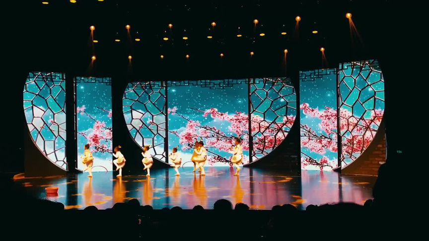 舞台效果+实力演出+一首好曲=晋级