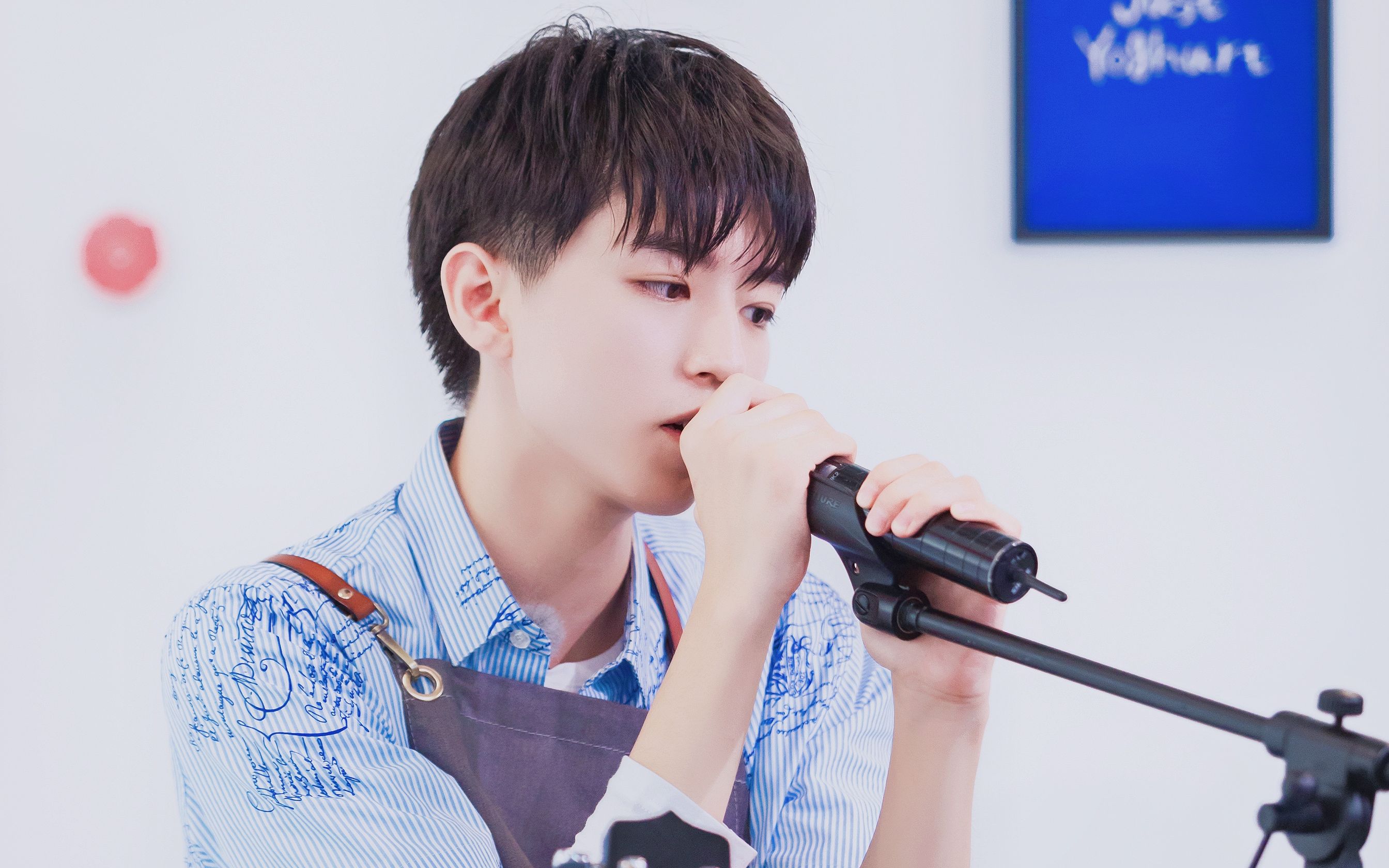 【王俊凯】【杨紫】沈梦辰合唱【周杰伦】《晴天》王俊凯弹唱优秀小...