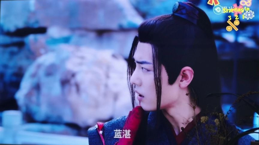 #忘羡# 调皮羡上线。积极举手主动要求背书。成功获得劳动实践