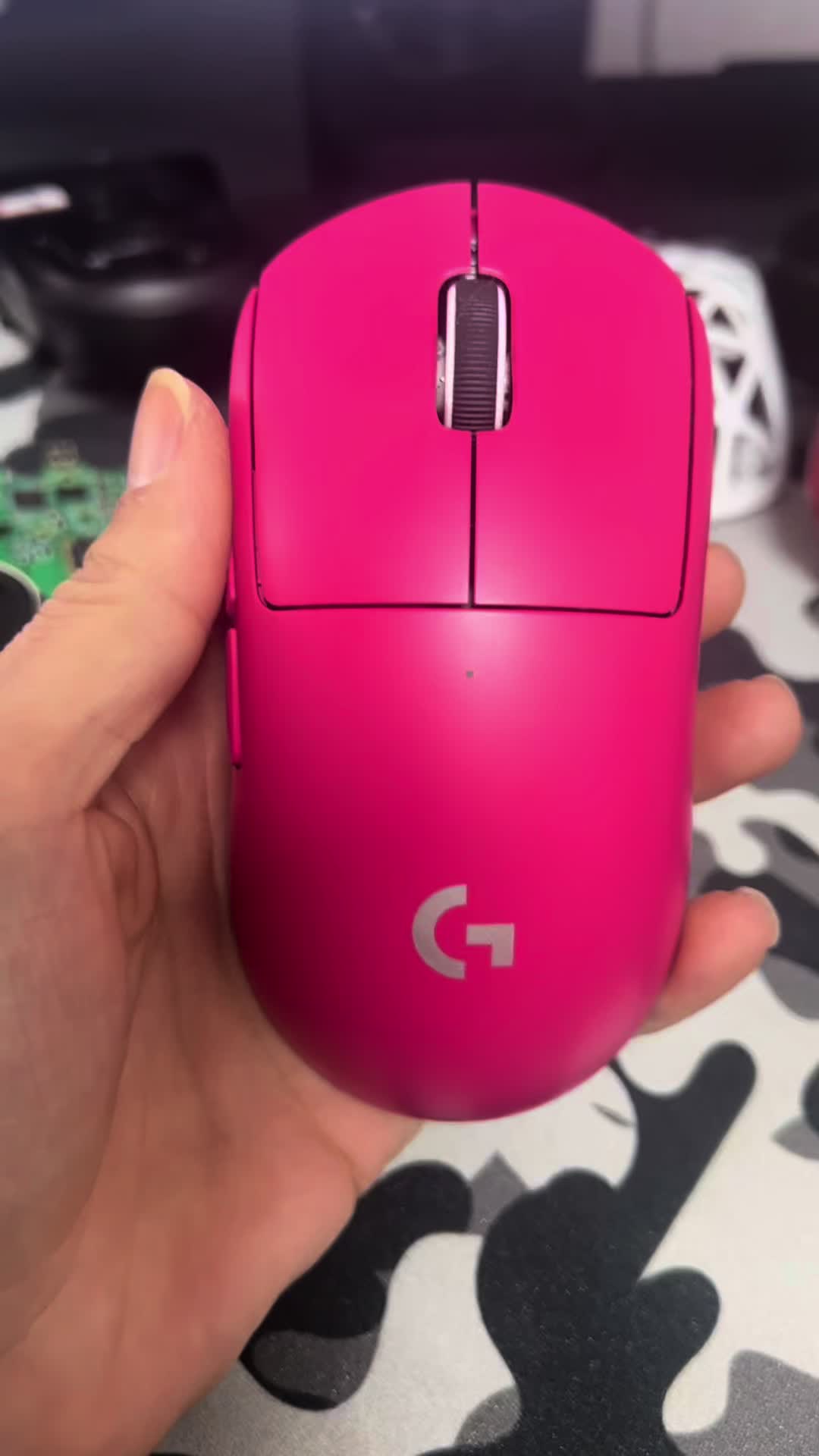 罗技GPW狗屁王二代鼠标正品和高仿的区别 #罗技鼠标 #罗技gpw #...