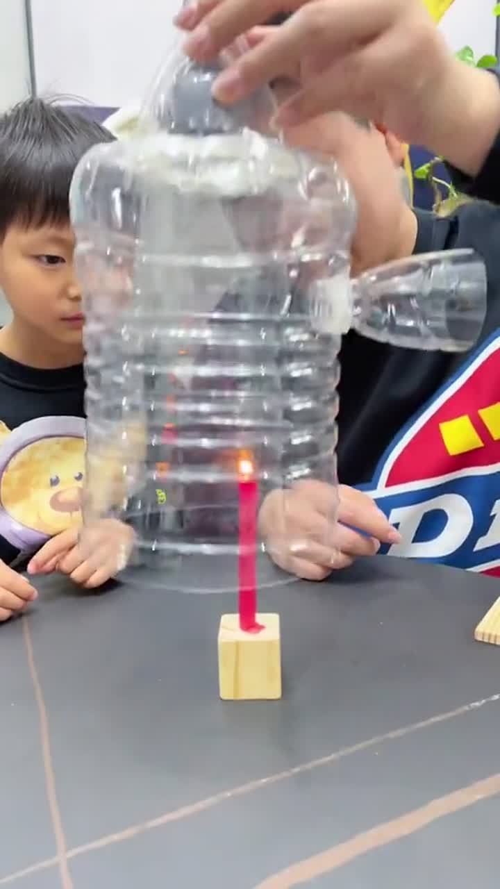 一分钟让孩子看懂风是怎么形成的科学小实验爸爸带娃让孩子远离手机.